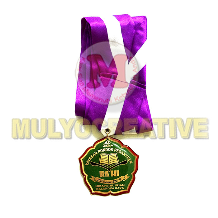 Beli Perlengkapan Atribut Wisuda & Kelulusan – Topi Toga, Sleber ...