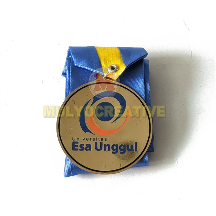 Medali Wisuda Universitas Esa Unggul Medali Universitas Medali Kelulusan Premium – pesan sabuk ...